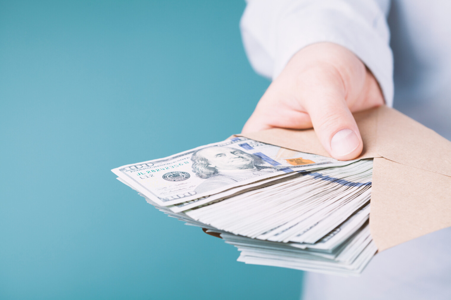 Understanding Employee Salary Advances: Benefits and Operation - Enspire HR